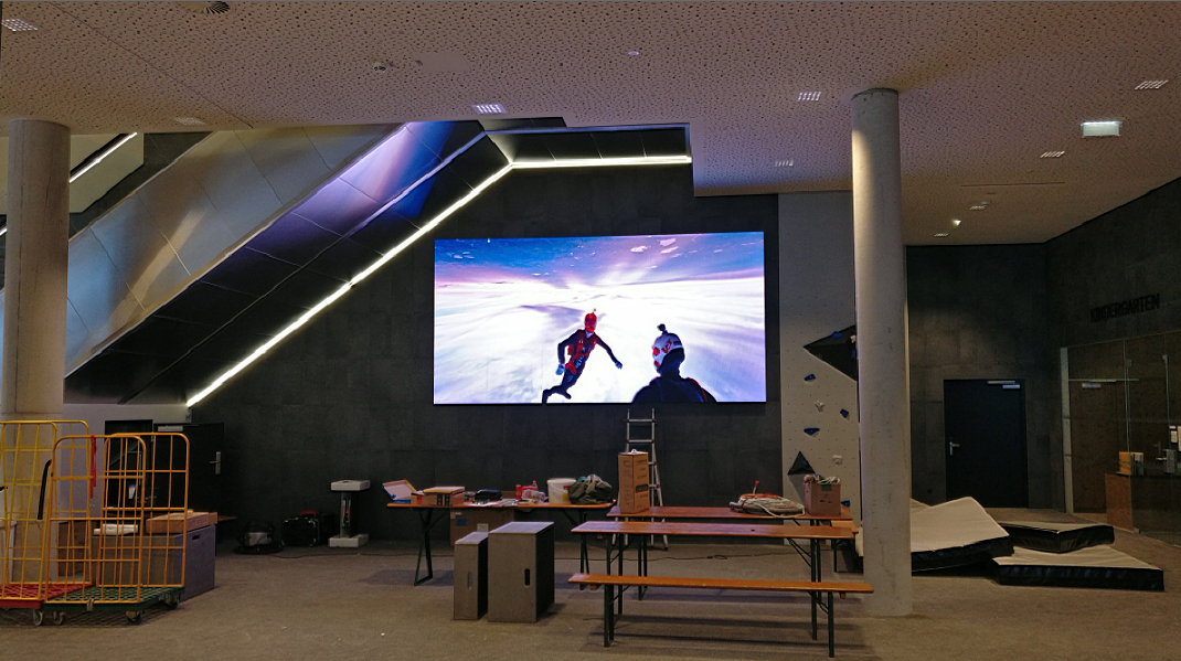 Airport Signs for Aviation | Superior LED Displays & Custom Signs